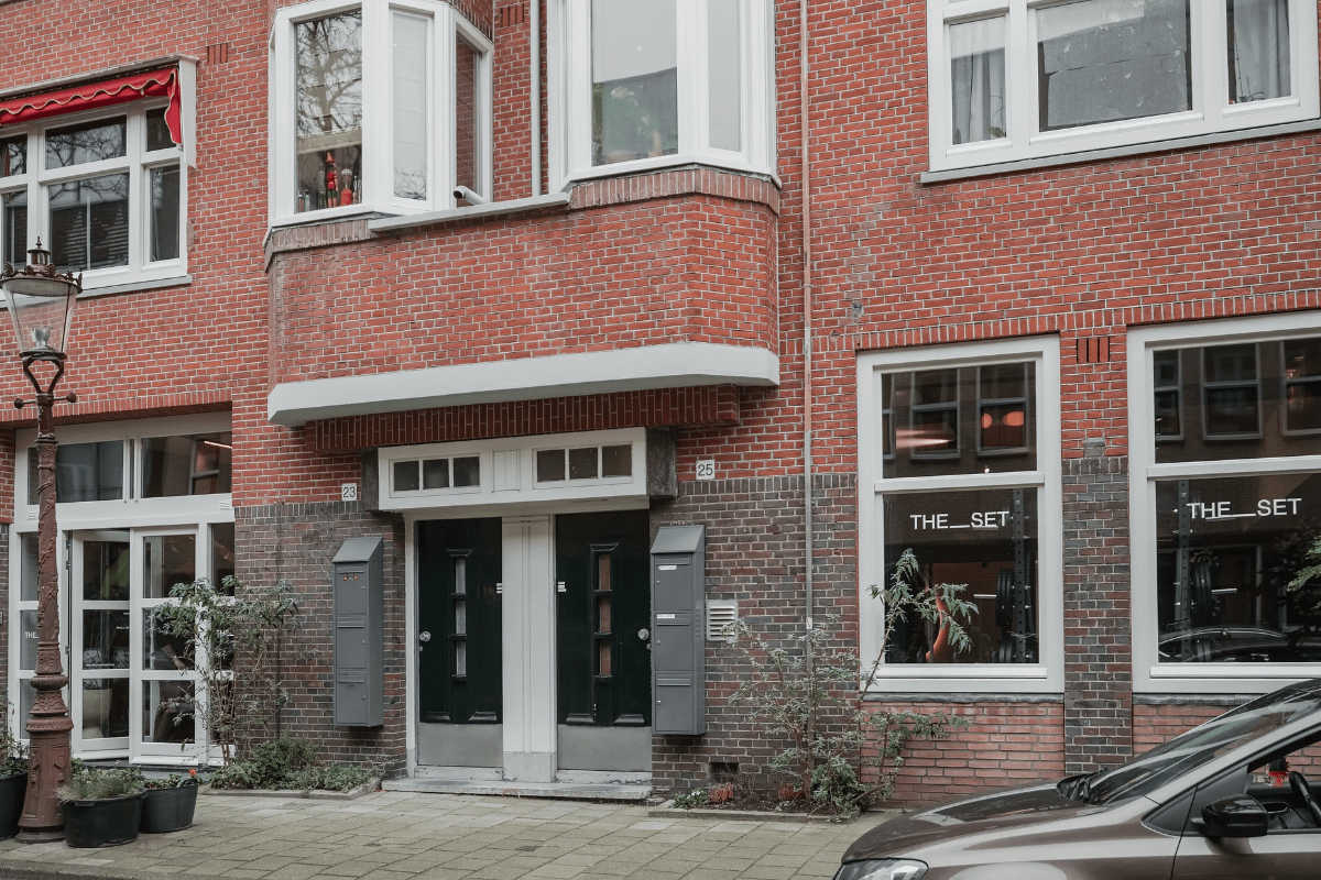 Inside the Build: The Set – BLK BOX